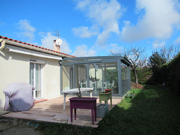 Maison à vendre - La Salvetat-Saint-Gilles - 5 pièces - 3 chambres