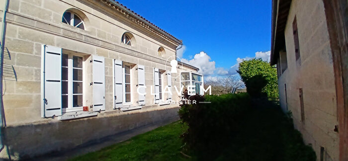 Maison à vendre - Tauriac - 5 pièces - 3 chambres