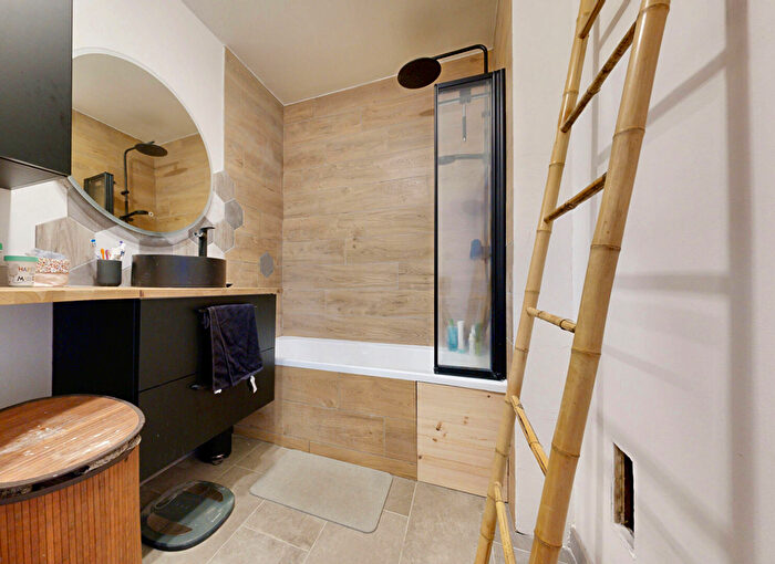 Appartement 3 pièces à vendre à Vanves, Centre Saint-Rémy