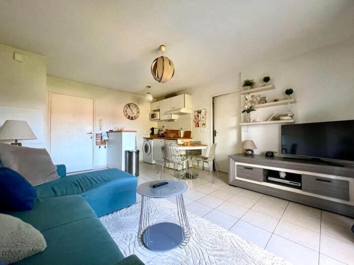 Appartement à vendre - Cestas, Gazinet Nord, Toctoucau - 2 pièces - 1 chambre