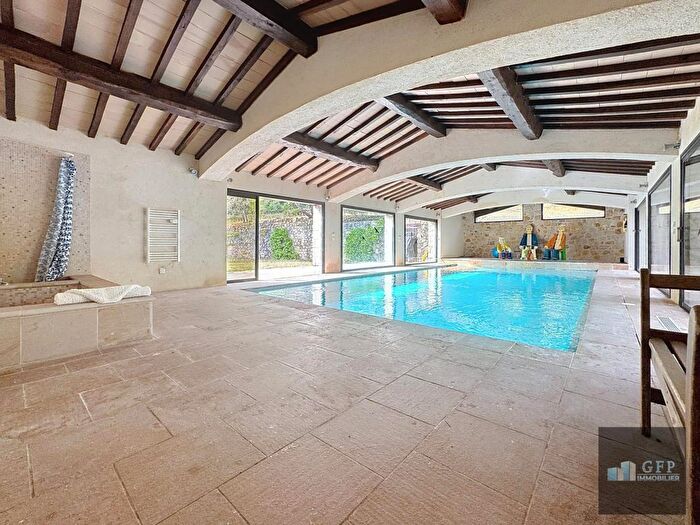 Maison à vendre - Seillans - 8 pièces - 6 chambres