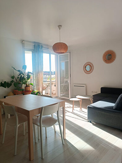 Bezons, Agriculture : Appartement 2 pièces à louer