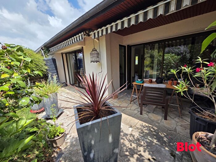 Maison à vendre - Quartiers Sud-Est, Sainte-Elisabeth - 6 pièces - 4 chambres