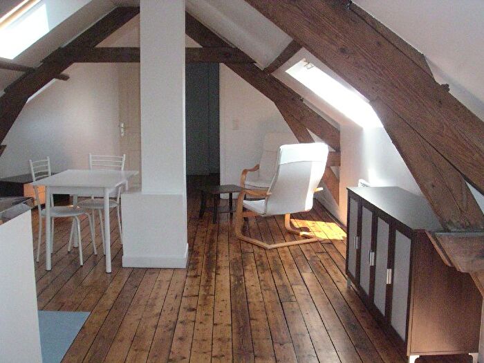 Saint-Quentin, Centre-ville : Appartement 2 pièces à louer