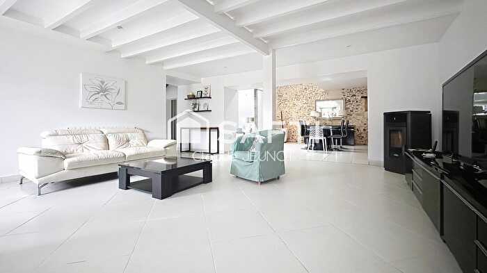 Maison à vendre - Cavignac - 6 pièces - 3 chambres