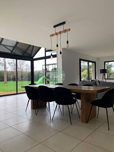 Maison à louer - Octeville-sur-Mer - 6 pièces - 5 chambres