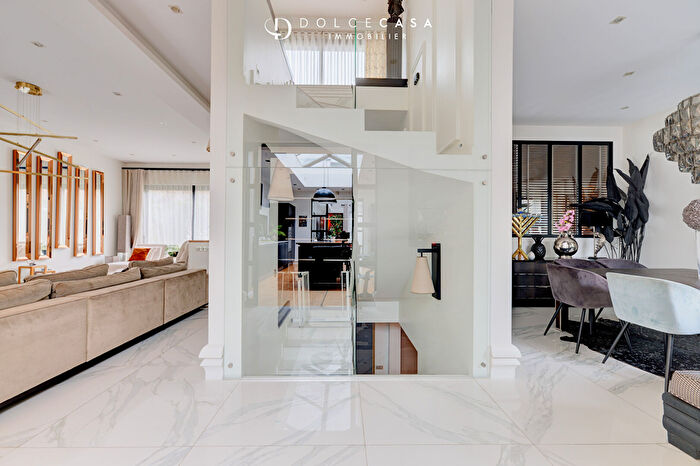 Maison à vendre - Le Perreux-sur-Marne, Pont de Bry - 8 pièces - 5 chambres