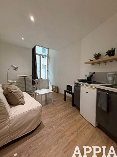 Appartement à louer - Vieux Lyon, Lyon ème arrondissement - 1 pièce