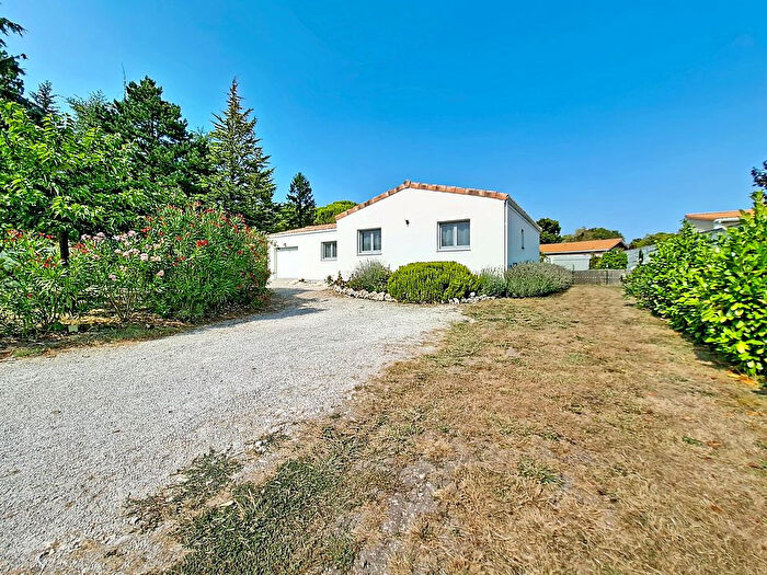 Maison 5 pièces à vendre à Saint-Eugène