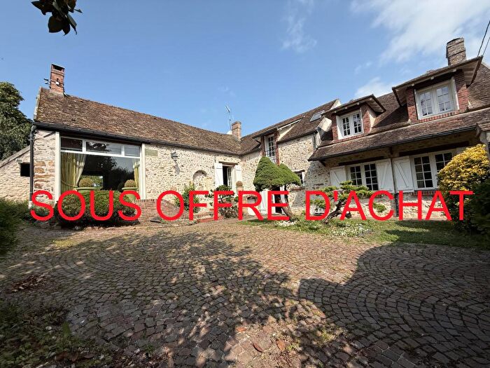 Maison à vendre - Montigny-Lencoup - 9 pièces - 5 chambres