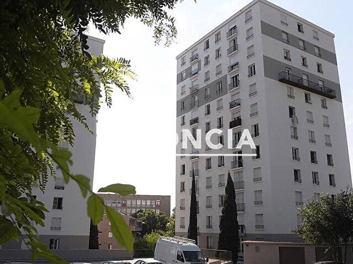 Appartement à louer - Alouette, Nîmes - 3 pièces - 2 chambres
