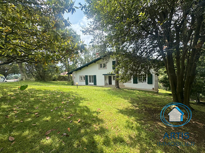 Maison à vendre - Saint-Jean-de-Luz, Ichaca, Urquijo, Habas, Fargeot, Errepira - 8 pièces - 5 chambres