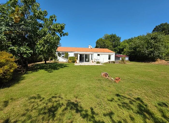 Saint-Gervais : Maison 5 pièces à vendre