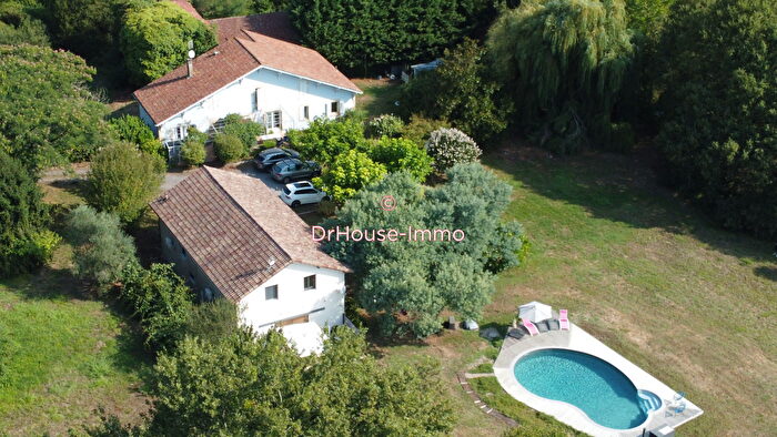 Maison 9 pièces à Mugron, à vendre