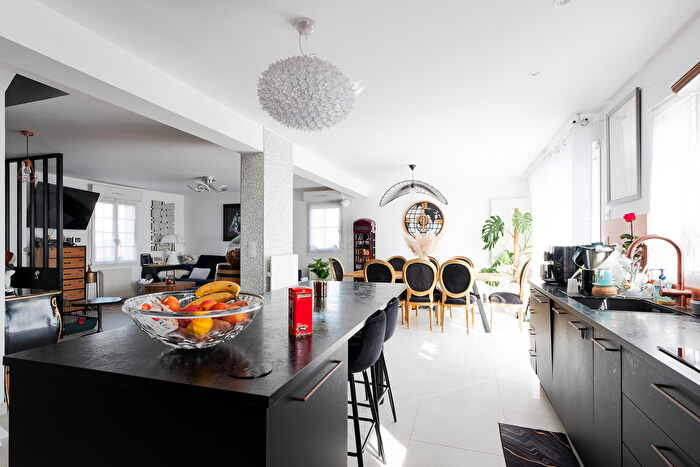 Maison à vendre - Rivery - 6 pièces - 5 chambres