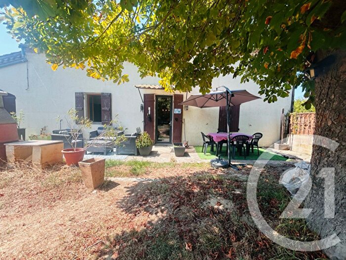 Maison 4 pièces à vendre à Sainte-Colombe-en-Bruilhois