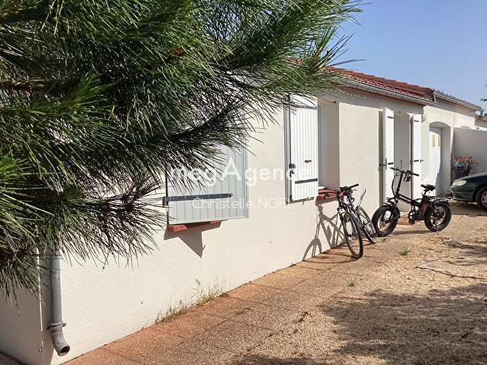 La Faute-sur-Mer : Maison 3 pièces à vendre