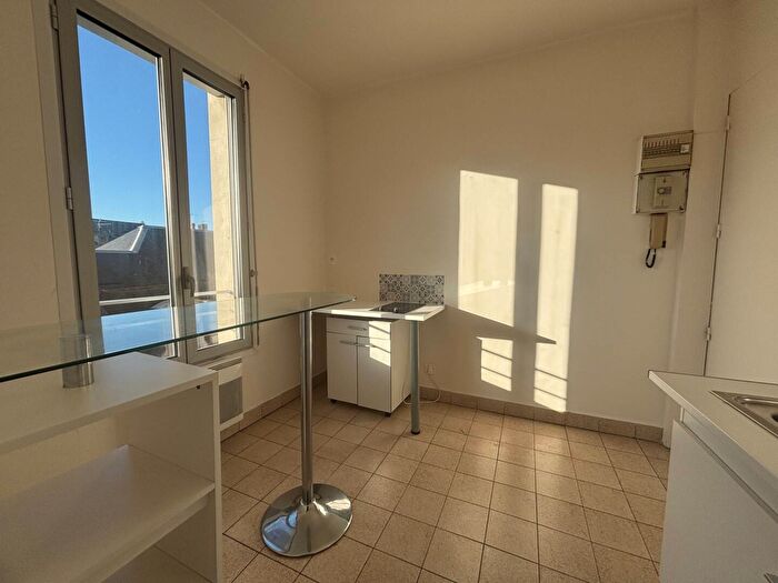 Appartement à louer - Centre Sud, Châtellerault - 2 pièces - 1 chambre
