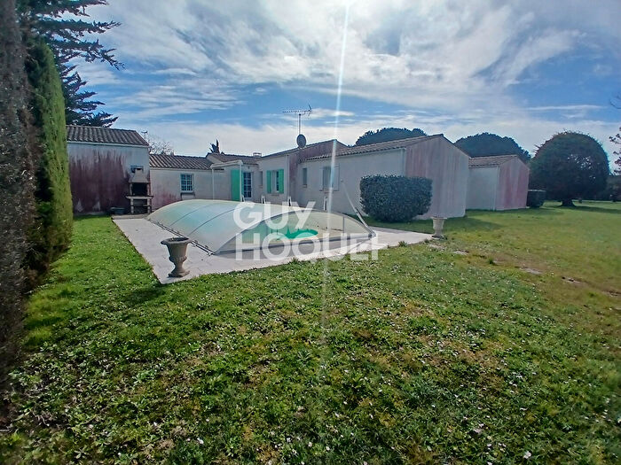 Maison à vendre - Saint-Pierre-dOléron - 6 pièces - 4 chambres