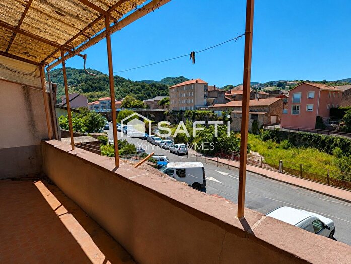 Maison 8 pièces à Saint-Affrique, à vendre