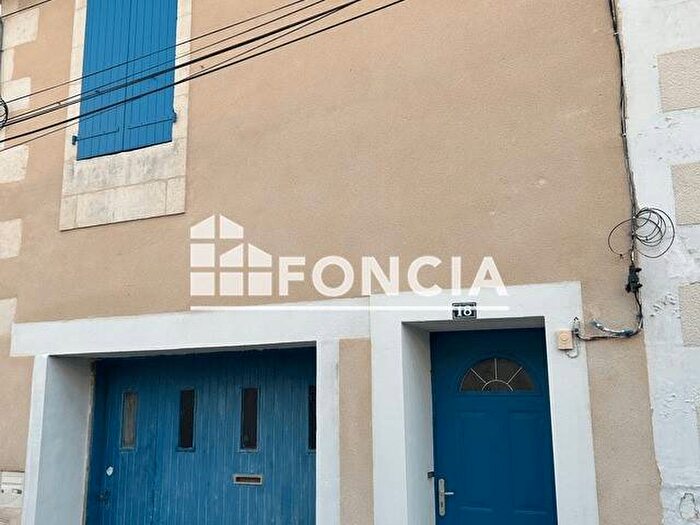 Appartement à louer - Centre Ville, Niort - 2 pièces - 1 chambre