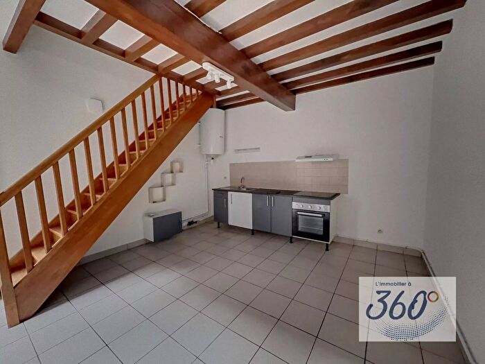 Maison à louer - Chateaurenaud, Louhans - 2 pièces - 1 chambre