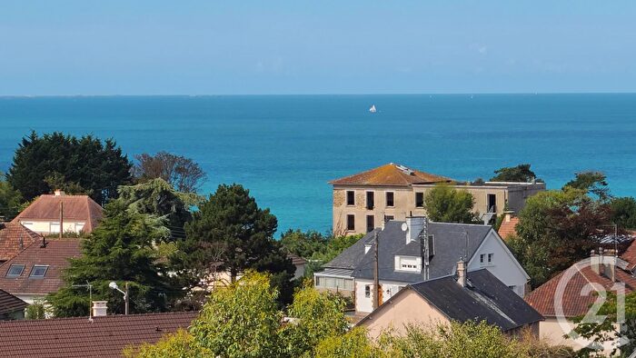 Appartement 4 pièces à vendre à Donville-les-Bains