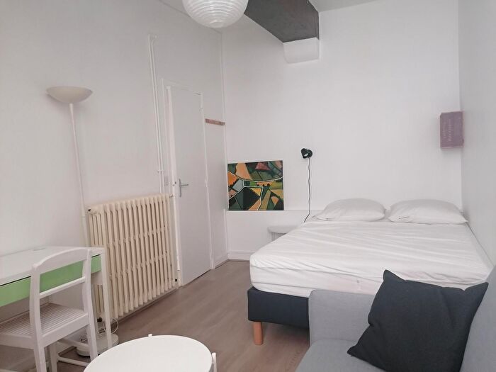 Appartement 1 pièce à Dijon, Centre-ville, à louer