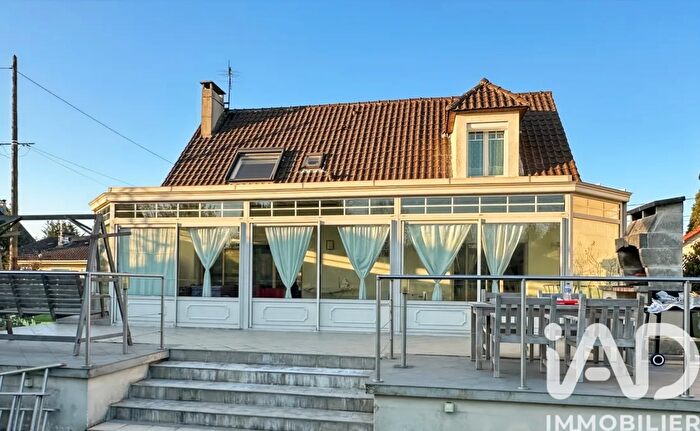 Maison à vendre - Chelles, Les Coudreaux - 7 pièces - 5 chambres