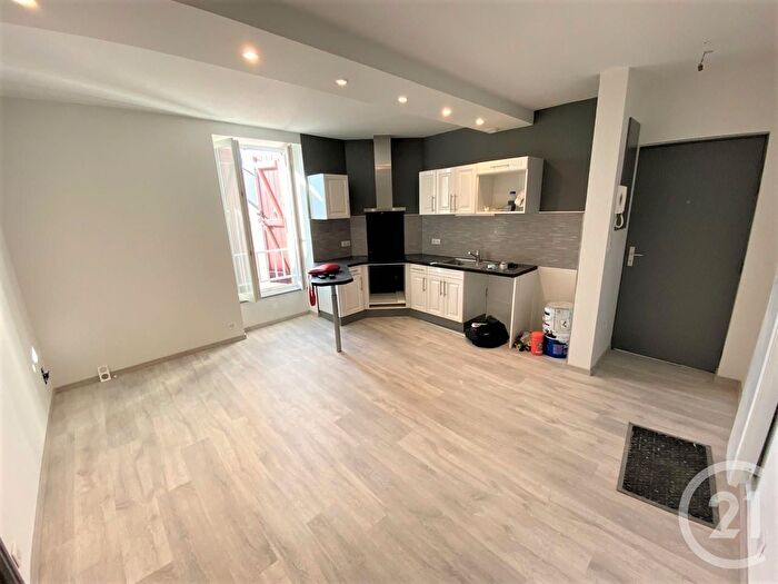 Appartement à louer - Rodez, Combarel - 2 pièces - 1 chambre