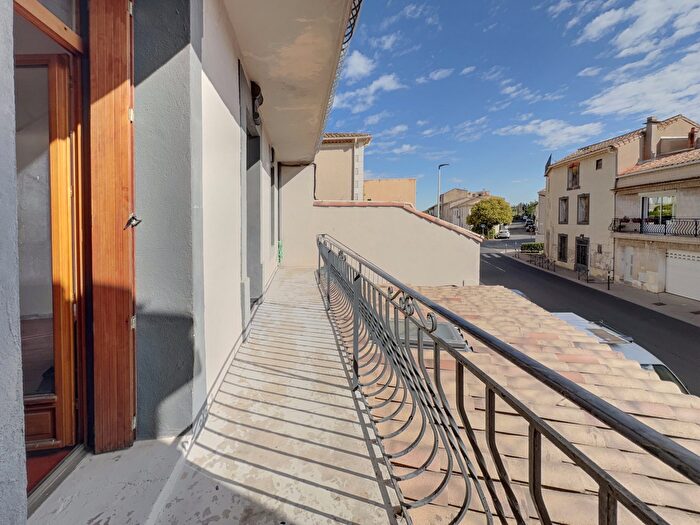 Maison à vendre - Vias, Ville - 7 pièces - 5 chambres