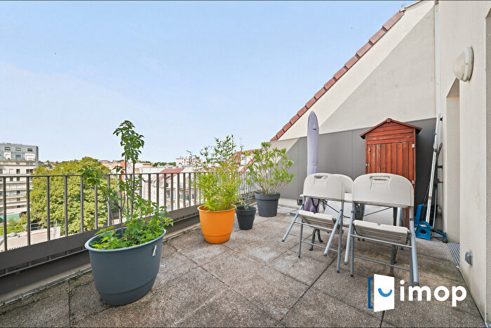 Appartement 2 pièces à vendre - Choisy-le-Roi, Centre-ville, Parc Prairie, Hautes Bornes