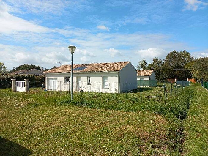 Valeyrac - Maison 4 pièces à louer