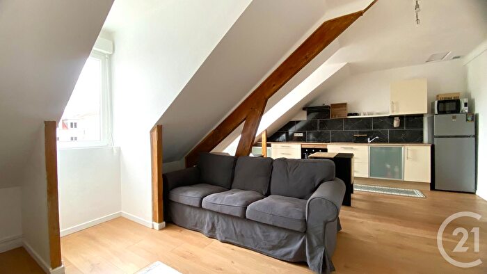 Appartement à vendre - Trappes, Centre-ville, Jaurès, Gare - 2 pièces - 1 chambre