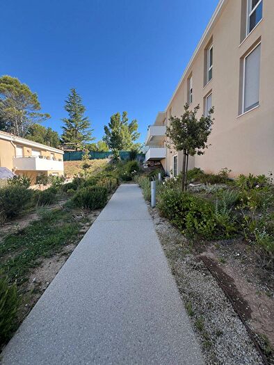 Appartement 2 pièces à Rousset, à louer