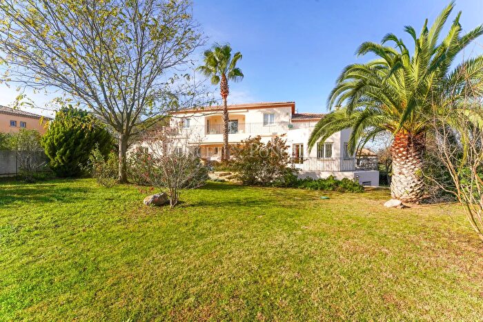 Maison à vendre - Saint-Jean-de-Védas - 9 pièces - 6 chambres