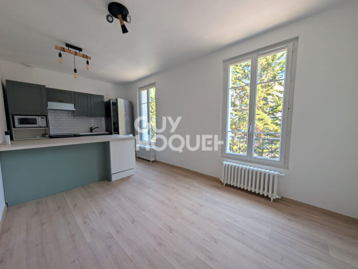 Marly-le-Roi, Village, Ombrages, Montbâti, Gare : Appartement 2 pièces à louer