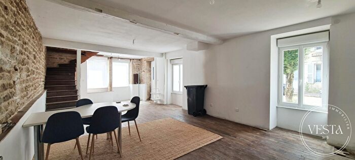 Maison à vendre - Sombernon - 5 pièces - 3 chambres