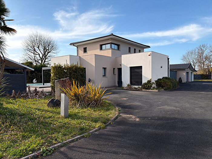 Maison à vendre - Pessac, Magonty - 6 pièces - 4 chambres