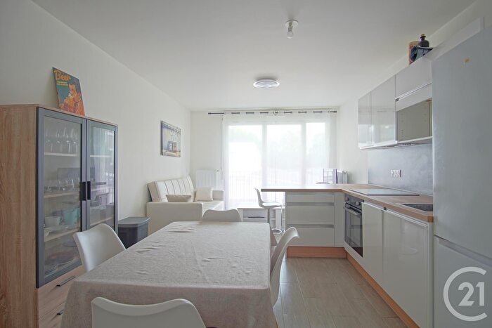 Appartement 2 pièces à vendre à Choisy-le-Roi, Centre-ville, Parc Prairie, Hautes Bornes