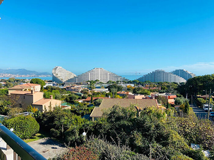 Villeneuve-Loubet, Les Hauts de Vaugrenier, Les Maurettes, Vaugrenier : Appartement 1 pièce à louer
