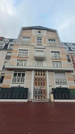 Mathilde Emilie, Le Blanc-Mesnil : Appartement 3 pièces à louer