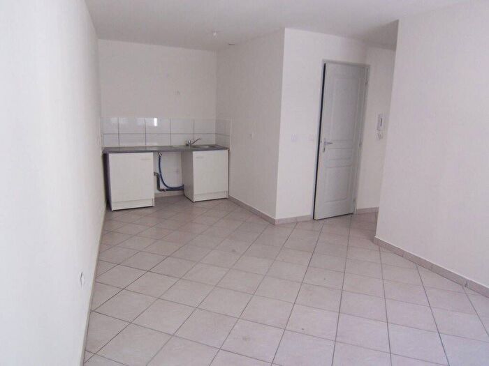 Ancien Hôpital, Béziers : Appartement 2 pièces à louer