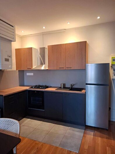 Appartement à louer - Saint Louis, Lyon ème arrondissement - 2 pièces - 1 chambre