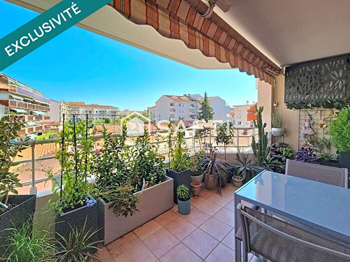 Saint-Raphaël, Veyssières : Appartement 4 pièces à vendre