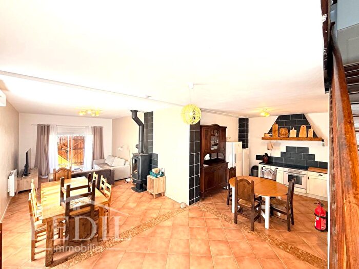 Campan - Maison 4 pièces à vendre