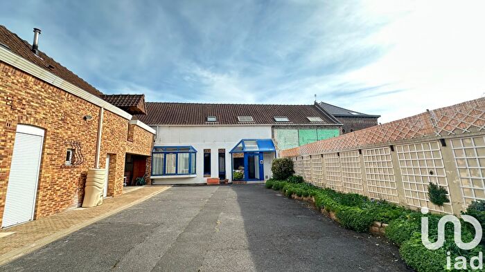 Maison à vendre - Carvin, Epinoy, Montaigne, Vieux Château - 10 pièces - 4 chambres