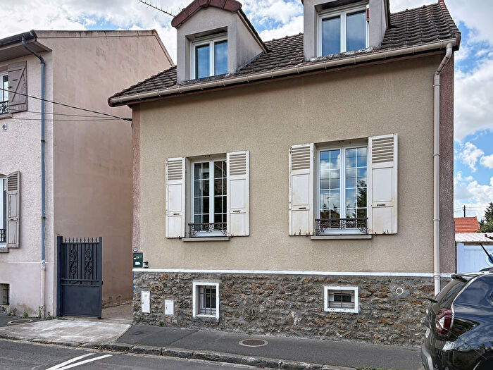 Villeneuve-Saint-Georges, Triage : Maison 4 pièces à vendre