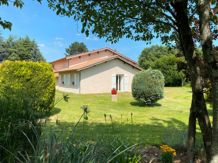 Maison 3 pièces à Branne, à louer