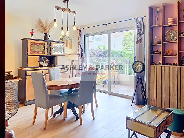 Nice, Saint-Lambert, Bas-Cimiez : Appartement 3 pièces à vendre